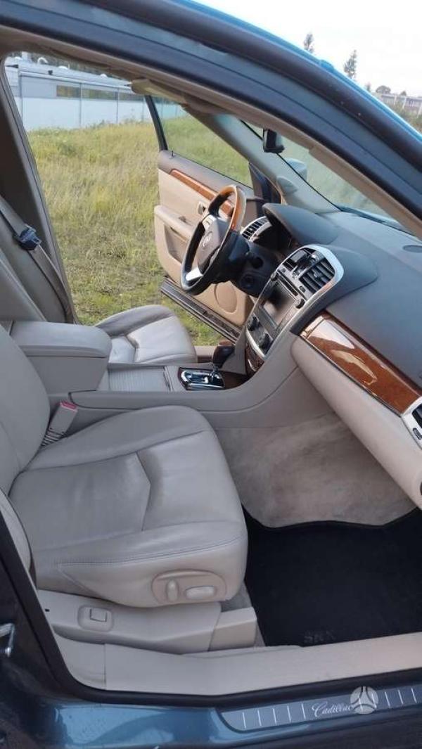 Zils Cadillac SRX 2008 Viļņa, ar dzinēja tilpumu 3.60 L un nobraukumu 264 tūkst. km par 5000 €, foto 8 vietnē AUTOMOTO.COM.LV
