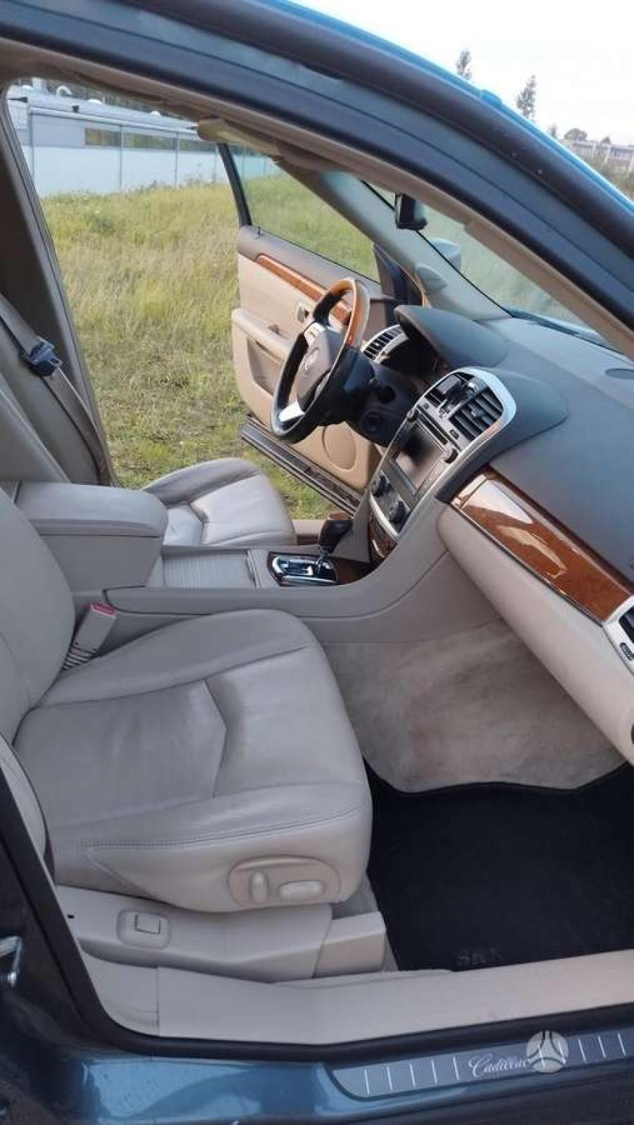 Zils Cadillac SRX 2008 Viļņa, ar dzinēja tilpumu 3.60 L un nobraukumu 264 tūkst. km par 5000 €, foto 8 vietnē AUTOMOTO.COM.LV
