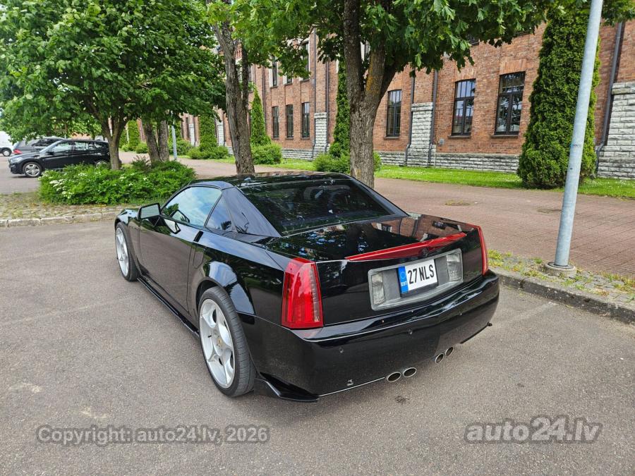 Melns Cadillac XLR 2006 Tallina, ar dzinēja tilpumu 4.60 L un nobraukumu 138 tūkst. km par 22000 €, foto 21 vietnē AUTOMOTO.COM.LV