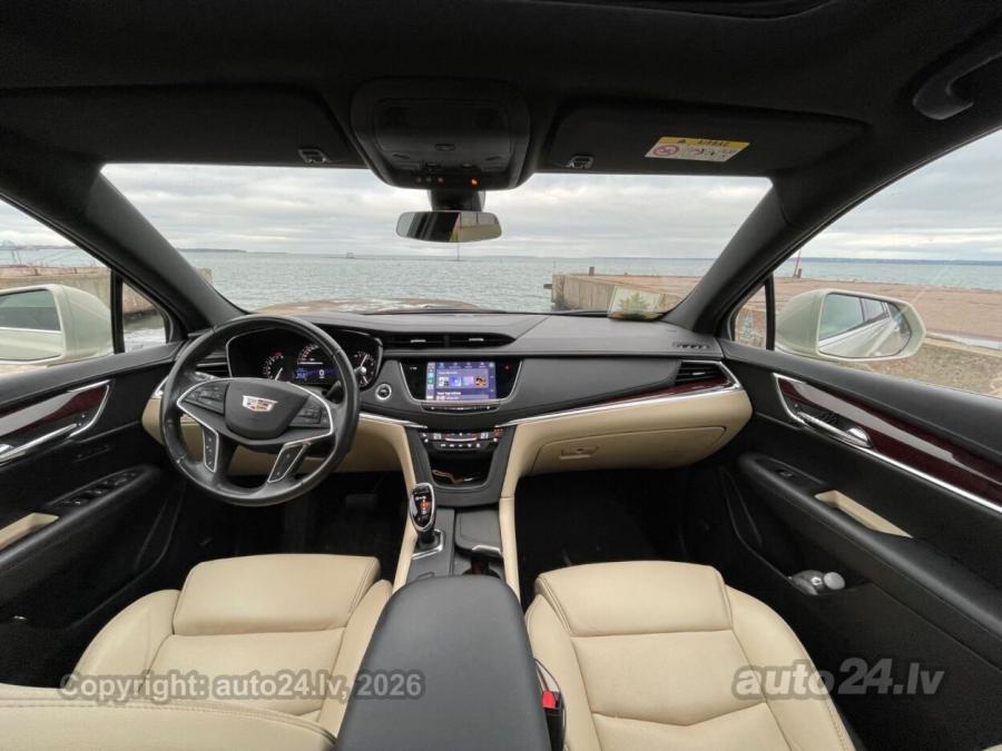 Smilšu krāsa Cadillac XT5 2017 Tallina, ar dzinēja tilpumu 3.60 L un nobraukumu 179 tūkst. km par 18400 €, foto 3 vietnē AUTOMOTO.COM.LV