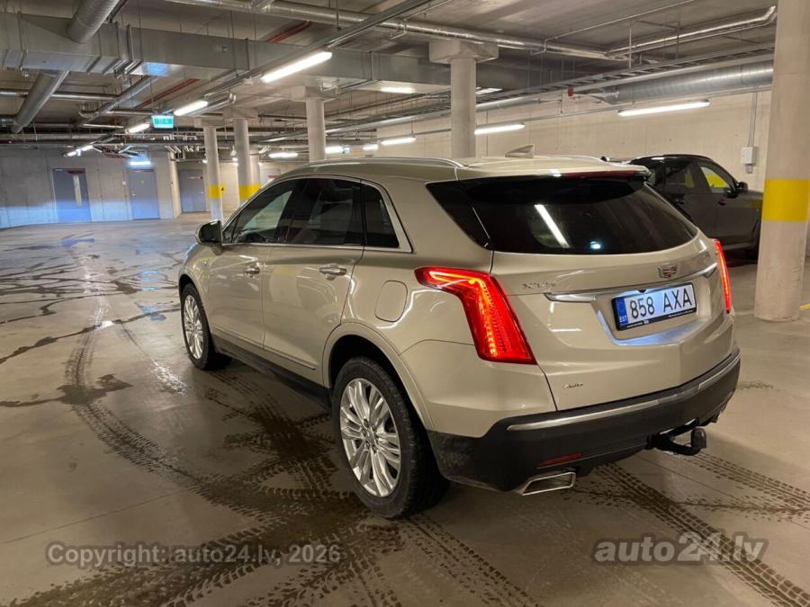 Smilšu krāsa Cadillac XT5 2017 Tallina, ar dzinēja tilpumu 3.60 L un nobraukumu 179 tūkst. km par 18400 €, foto 14 vietnē AUTOMOTO.COM.LV
