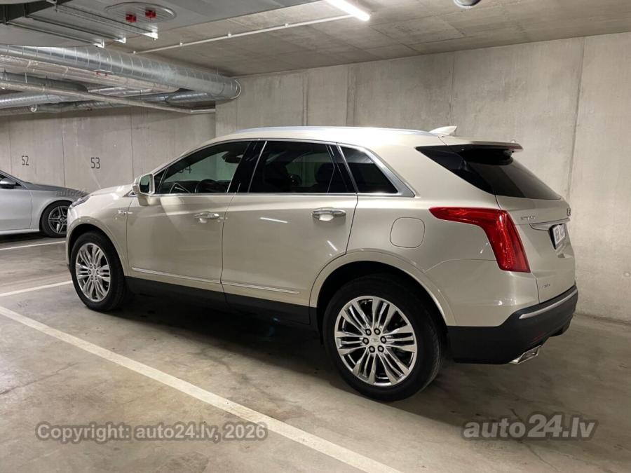Smilšu krāsa Cadillac XT5 2017 Tallina, ar dzinēja tilpumu 3.60 L un nobraukumu 179 tūkst. km par 18400 €, foto 16 vietnē AUTOMOTO.COM.LV
