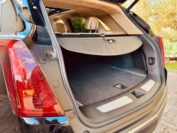 Cadillac XT5 2018 Kaišiadorys vietnē Melns Cadillac XT5 2018 Kaišiadorys, ar dzinēja tilpumu 3.65 L un nobraukumu 130 tūkst. km par 12880 €, foto 11 vietnē AUTOMOTO.COM.LV