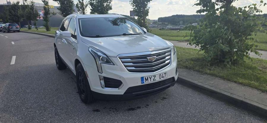 Белый Кадиллак XT5 2017 в Вильнюс, объемом двигателя 3.65 л и пробегом 117 тыс. км за 15999 €, фото 1 на AUTOMOTO.COM.LV