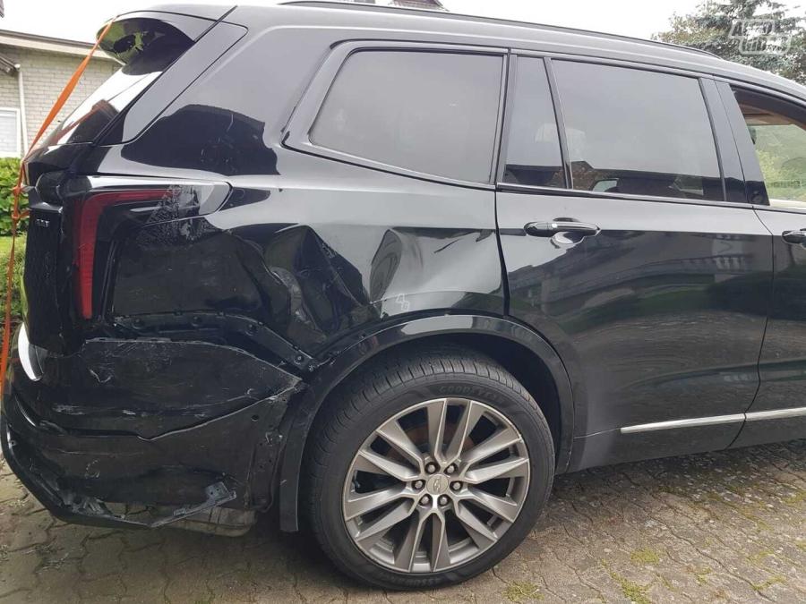 Melns Cadillac XT6 2020 Klaipėda, ar dzinēja tilpumu 3.60 L un nobraukumu 258 tūkst. km par 13400 €, foto 3 vietnē AUTOMOTO.COM.LV