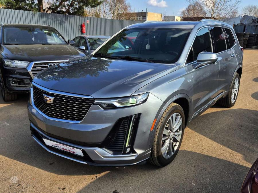 Pelēks Cadillac XT6 2022 Viļņa, ar dzinēja tilpumu 3.60 L un nobraukumu 126 tūkst. km par 27900 €, foto 3 vietnē AUTOMOTO.COM.LV