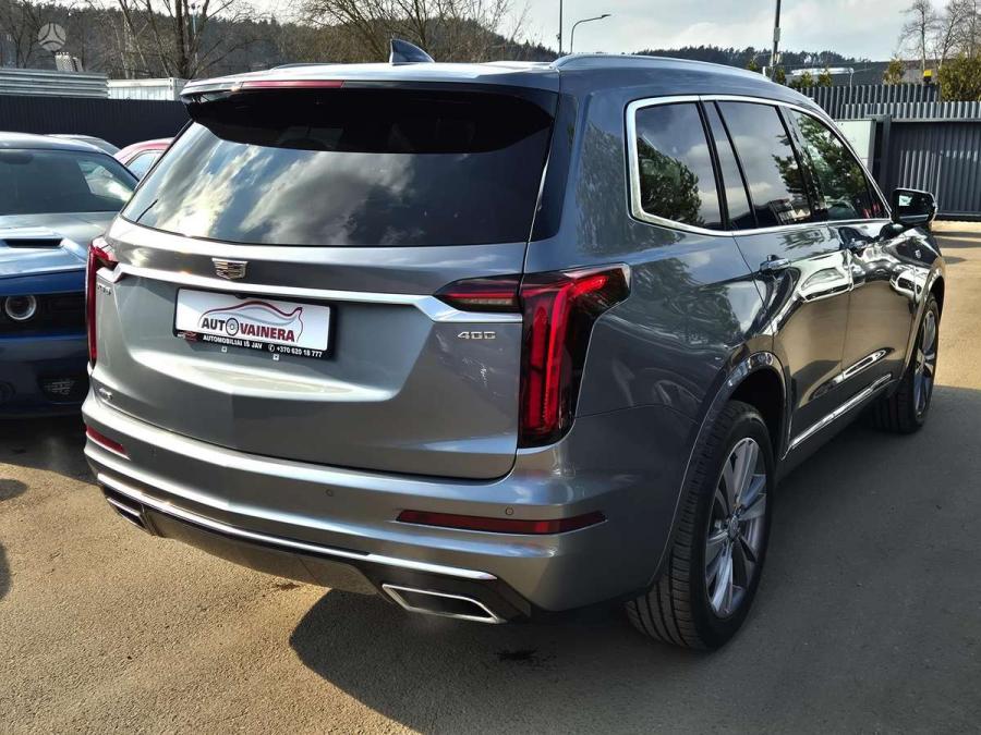 Pelēks Cadillac XT6 2022 Viļņa, ar dzinēja tilpumu 3.60 L un nobraukumu 126 tūkst. km par 27900 €, foto 6 vietnē AUTOMOTO.COM.LV
