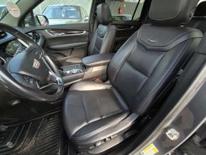 Pelēks Cadillac XT6 2022 Viļņa, ar dzinēja tilpumu 3.60 L un nobraukumu 126 tūkst. km par 27900 €, foto 9 vietnē AUTOMOTO.COM.LV