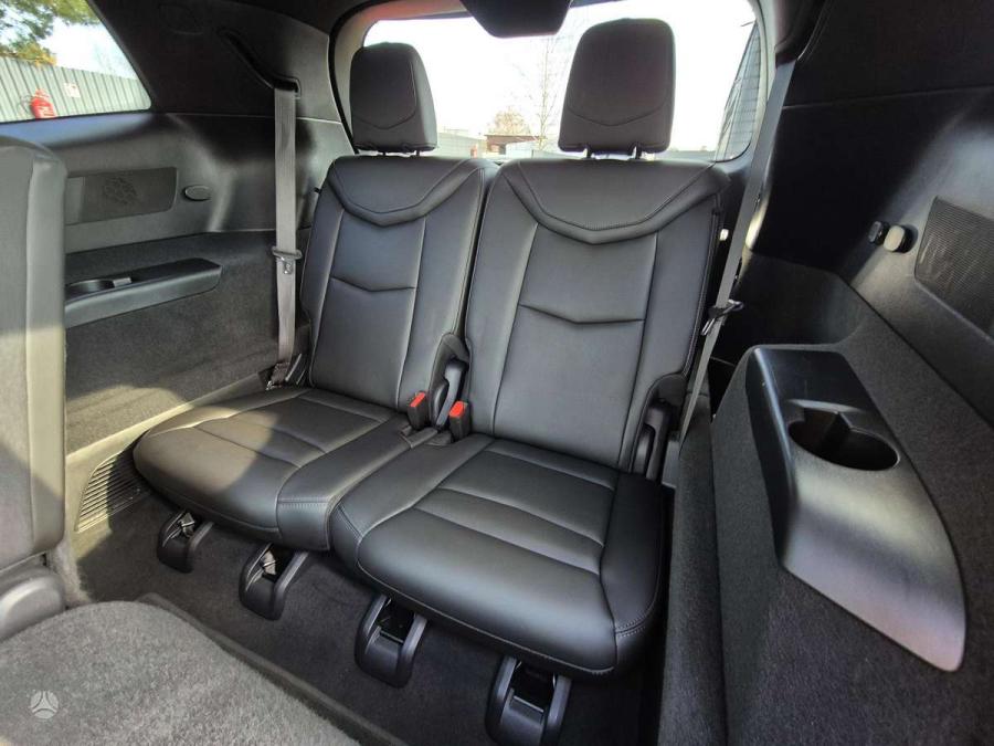 Pelēks Cadillac XT6 2022 Viļņa, ar dzinēja tilpumu 3.60 L un nobraukumu 126 tūkst. km par 27900 €, foto 11 vietnē AUTOMOTO.COM.LV