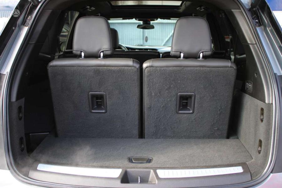 Pelēks Cadillac XT6 2022 Viļņa, ar dzinēja tilpumu 3.60 L un nobraukumu 126 tūkst. km par 27900 €, foto 14 vietnē AUTOMOTO.COM.LV