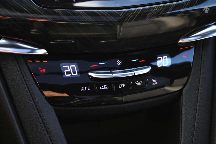 Pelēks Cadillac XT6 2022 Viļņa, ar dzinēja tilpumu 3.60 L un nobraukumu 126 tūkst. km par 27900 €, foto 25 vietnē AUTOMOTO.COM.LV