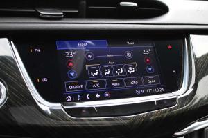 Серый Кадиллак XT6 2022 в Вильнюс, объемом двигателя 3.60 л и пробегом 130 тыс. км за 27900 €, фото 20 на AUTOMOTO.COM.LV