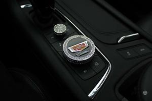 Серый Кадиллак XT6 2022 в Вильнюс, объемом двигателя 3.60 л и пробегом 130 тыс. км за 27900 €, фото 24 на AUTOMOTO.COM.LV