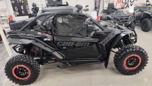 Black Can-Am Maverick 2019 in Taurage, with an engine capacity of 0.90 L and mileage of 5 thousand km for 18500 €, photo 3 on AUTOMOTO.COM.LV