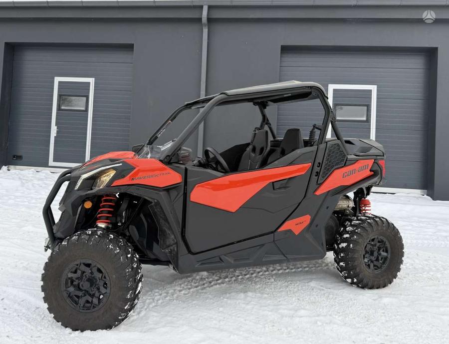 Melns Can-Am Maverick 2019 Tallina, ar dzinēja tilpumu 0.80 L un nobraukumu 333 tūkst. km par 11999 €, foto 2 vietnē AUTOMOTO.COM.LV