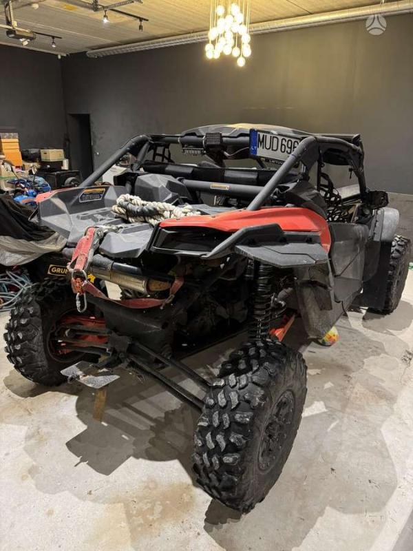 Melns Can-Am Maverick 2020 Viļņa, ar dzinēja tilpumu 0.00 L un nobraukumu 4 tūkst. km par 21000 €, foto 5 vietnē AUTOMOTO.COM.LV
