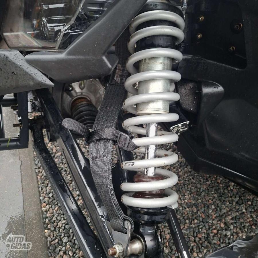 Melns Can-Am Maverick 2020 Kauņa, ar dzinēja tilpumu 0.90 L un nobraukumu 5 tūkst. km par 28300 €, foto 12 vietnē AUTOMOTO.COM.LV