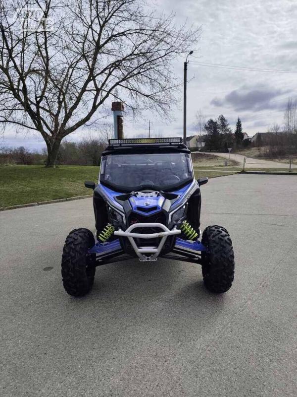 Blue Can-Am Maverick 2022 in Utena, with an engine capacity of 1.00 L and mileage of 400 thousand km for 30300 €, photo 3 on AUTOMOTO.COM.LV