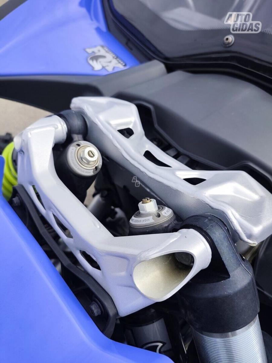 Zils Can-Am Maverick 2022 Utena, ar dzinēja tilpumu 1.00 L un nobraukumu 0 tūkst. km par 28000 €, foto 25 vietnē AUTOMOTO.COM.LV