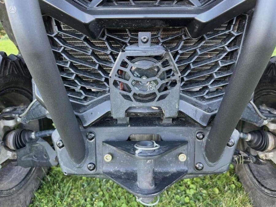 Brown Can-Am Maverick 2022 in Taurage, with an engine capacity of 0.80 L and mileage of 7 thousand km for 11700 €, photo 16 on AUTOMOTO.COM.LV