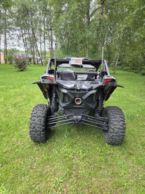 Can-Am Maverick 2017 in Siauliai, with an engine capacity of 0.90 L and mileage of 6 thousand km for 17000 €, photo 9 on AUTOMOTO.COM.LV