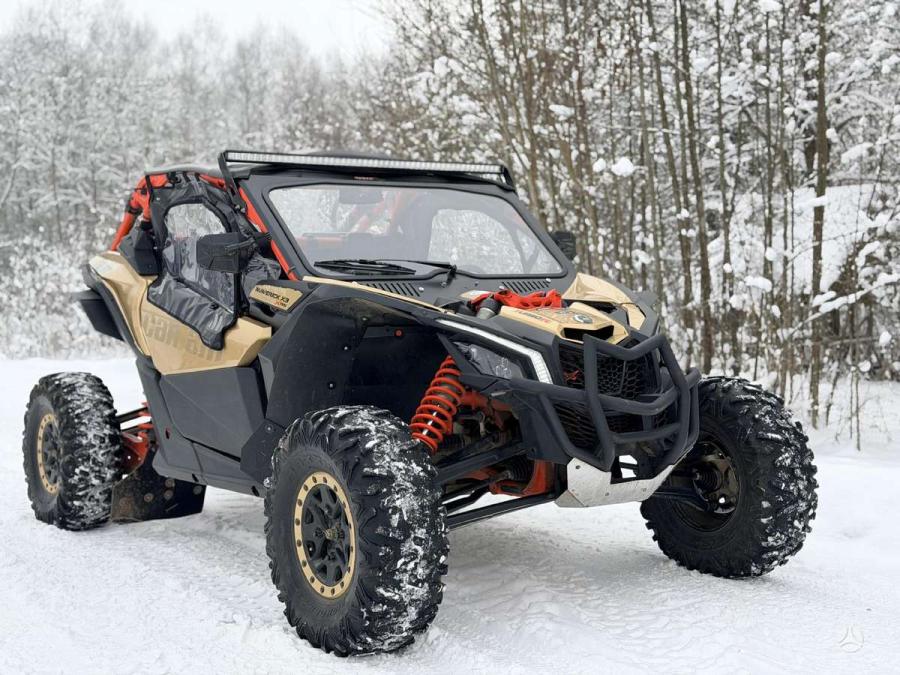 Can-Am Maverick 2018 in Utena, with an engine capacity of 1.00 L and mileage of 15 thousand km for 16900 €, photo 1 on AUTOMOTO.COM.LV