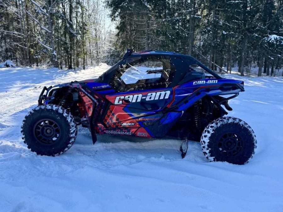 Can-Am Maverick 2020 in Kaunas, with an engine capacity of 1.00 L and mileage of 3 thousand km for 28000 €, photo 6 on AUTOMOTO.COM.LV