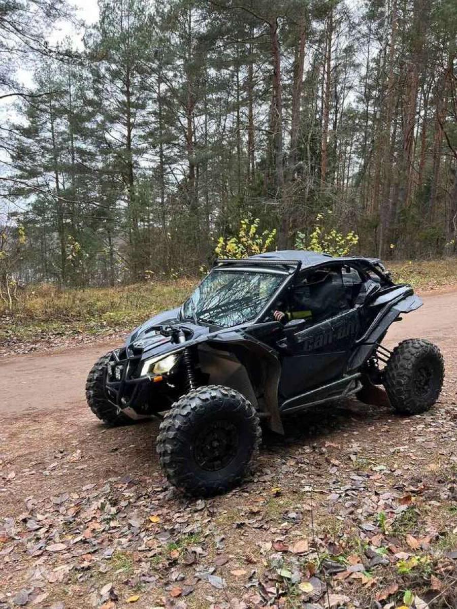 Can-Am Maverick 2021 в Вильнюс, объемом двигателя 0.00 л и пробегом 5 тыс. км за 18000 €, фото 1 на AUTOMOTO.COM.LV