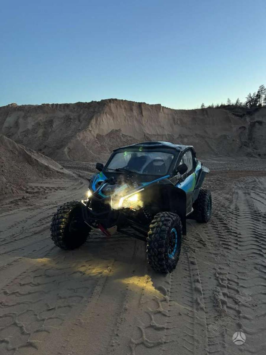 Can-Am Maverick 2021 Viļņa, ar dzinēja tilpumu 0.90 L un nobraukumu 4 tūkst. km par 17999 €, foto 1 vietnē AUTOMOTO.COM.LV