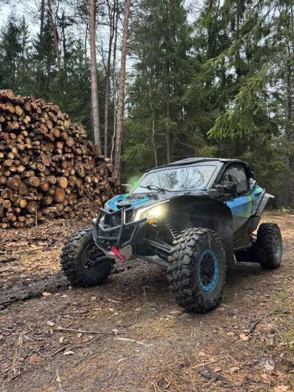 Can-Am Maverick 2021 Viļņa, ar dzinēja tilpumu 0.90 L un nobraukumu 4 tūkst. km par 17999 €, foto 6 vietnē AUTOMOTO.COM.LV