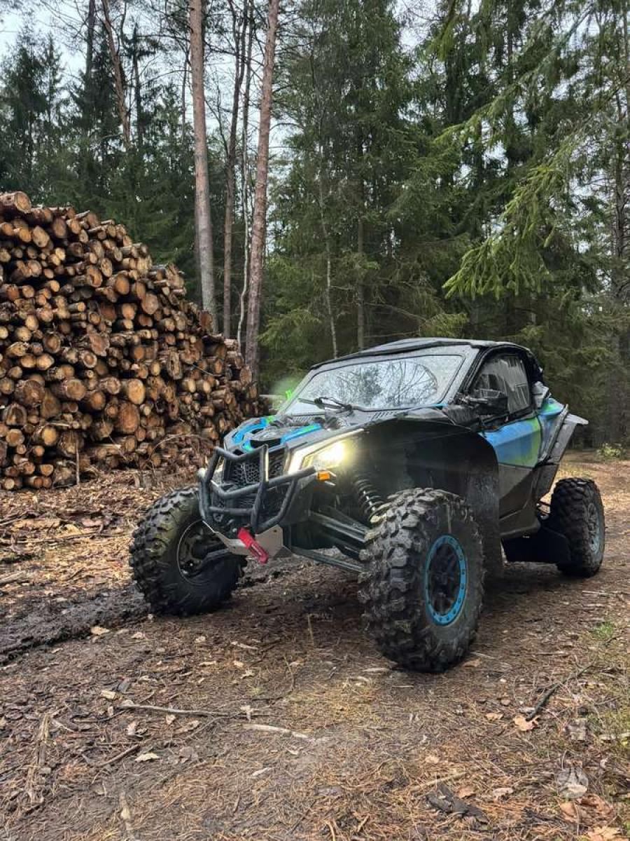Can-Am Maverick 2021 Viļņa, ar dzinēja tilpumu 0.90 L un nobraukumu 4 tūkst. km par 17999 €, foto 7 vietnē AUTOMOTO.COM.LV