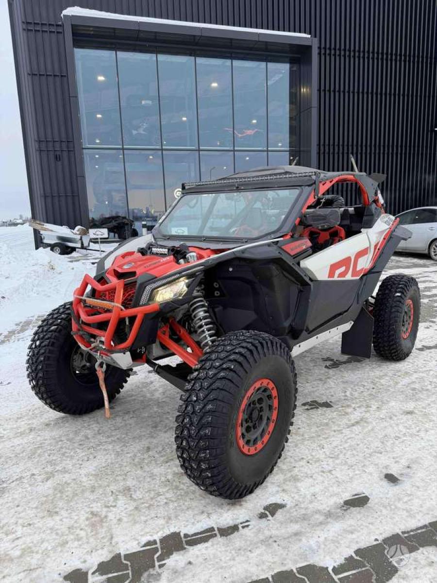 Can-Am Maverick 2022 in Kaunas, with an engine capacity of 0.90 L and mileage of 3 thousand km for 27000 €, photo 1 on AUTOMOTO.COM.LV