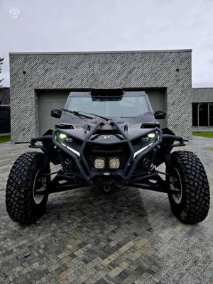 Can-Am Maverick 2024 Viļņa, ar dzinēja tilpumu 1.00 L un nobraukumu 8 tūkst. km par 33000 €, foto  vietnē AUTOMOTO.COM.LV
