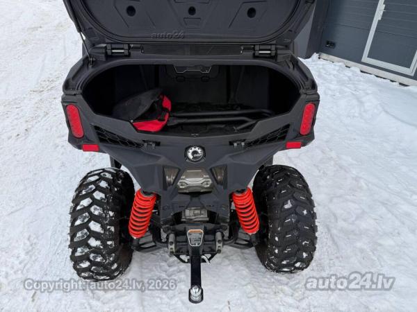 Красный Can-Am Maverick 2019 в Таллин, объемом двигателя 0.80 л и пробегом 330 тыс. км за 11999 €, фото 9 на AUTOMOTO.COM.LV