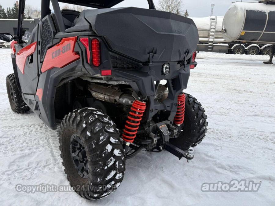 Красный Can-Am Maverick 2019 в Таллин, объемом двигателя 0.80 л и пробегом 330 тыс. км за 11999 €, фото 5 на AUTOMOTO.COM.LV