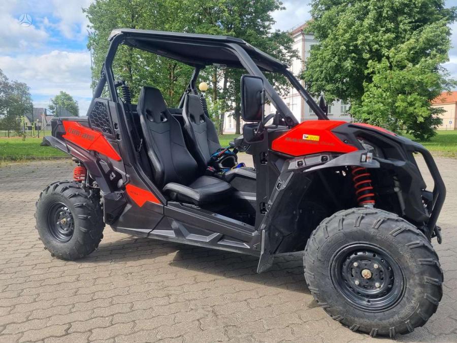 Red Can-Am Maverick 2020 in Akmene, with an engine capacity of 0.80 L and mileage of 2 thousand km for 11500 €, photo 3 on AUTOMOTO.COM.LV