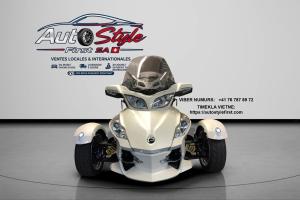 Balts Can-Am Maverick 2011 Tiri, ar dzinēja tilpumu 1.00 L un nobraukumu 17 tūkst. km par 11750 €, foto 1 vietnē AUTOMOTO.COM.LV