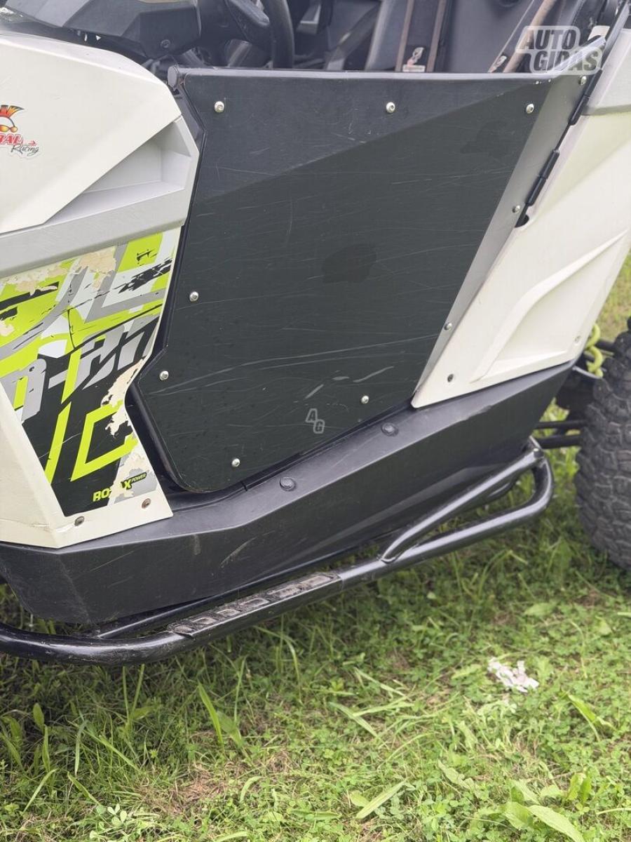 Белый Can-Am Maverick 2016 в Паневежис, объемом двигателя 1.00 л и пробегом 8 тыс. км за 9500 €, фото 11 на AUTOMOTO.COM.LV