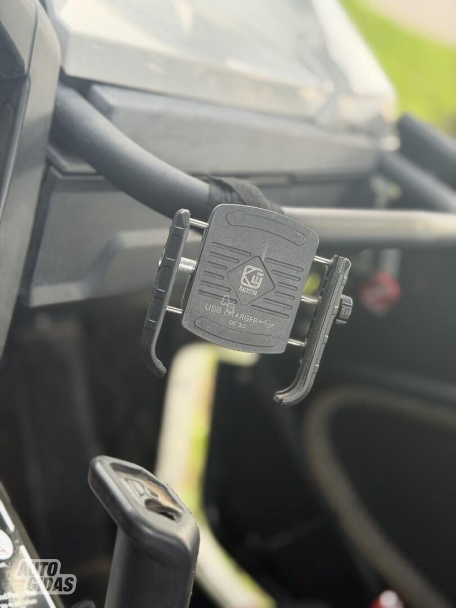 Белый Can-Am Maverick 2016 в Паневежис, объемом двигателя 1.00 л и пробегом 8 тыс. км за 9500 €, фото 25 на AUTOMOTO.COM.LV