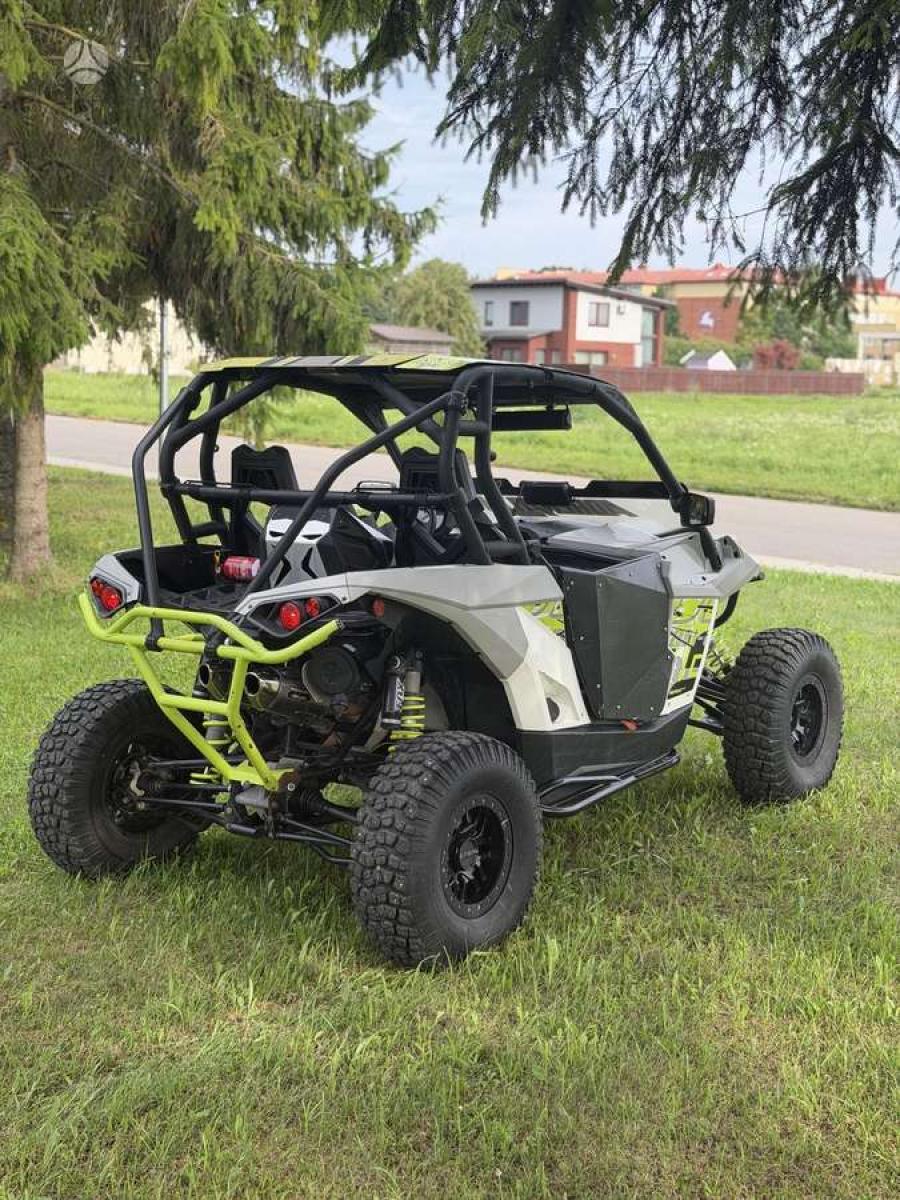 White Can-Am Maverick 2016 in Panevezys, with an engine capacity of 1.00 L and mileage of 8 thousand km for 9500 €, photo 5 on AUTOMOTO.COM.LV