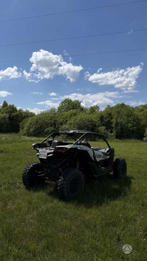 Белый Can-Am Maverick 2023 в Вильнюс, объемом двигателя 0.00 л и пробегом 0 тыс. км за 20700 €, фото 5 на AUTOMOTO.COM.LV