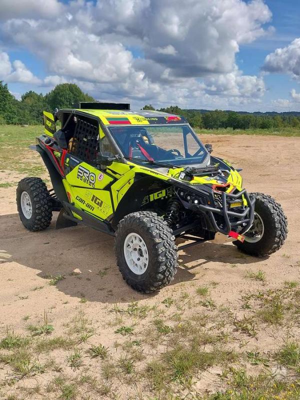 Dzeltens Can-Am Maverick 2020 Telšiai, ar dzinēja tilpumu 1.00 L un nobraukumu 11 tūkst. km par 20590 €, foto 1 vietnē AUTOMOTO.COM.LV