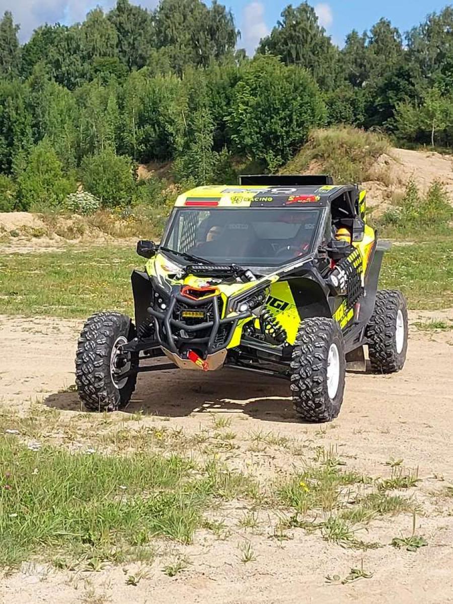 Yellow Can-Am Maverick 2020 in Telschi, with an engine capacity of 1.00 L and mileage of 11 thousand km for 20590 €, photo 3 on AUTOMOTO.COM.LV