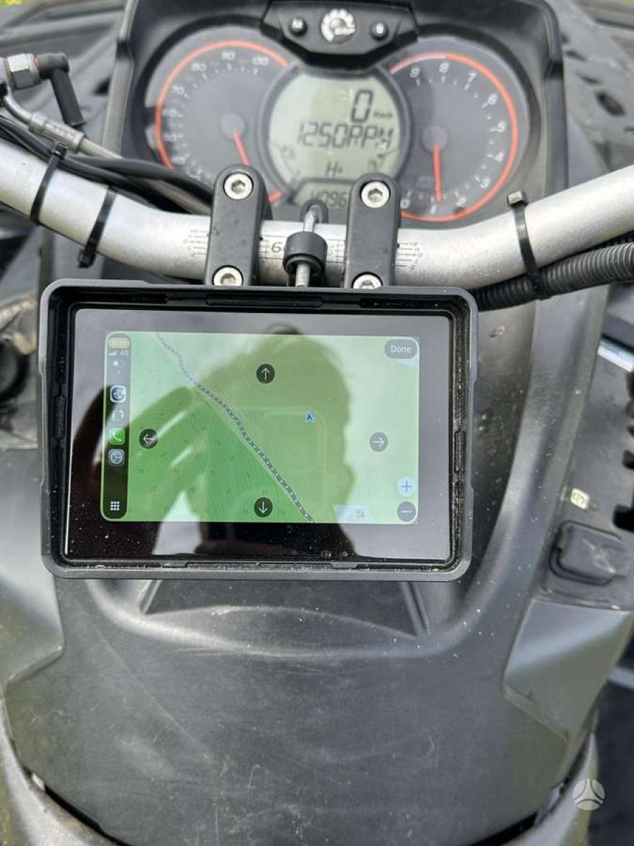 Black Can-Am Outlander 2018 in Vilnius, with an engine capacity of 1.00 L and mileage of 4 thousand km for 10500 €, photo 11 on AUTOMOTO.COM.LV