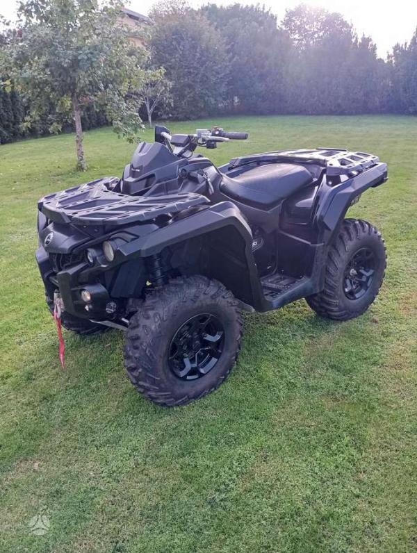 Black Can-Am Outlander 2018 in Kaunas, with an engine capacity of 1.00 L and mileage of 4 thousand km for 6900 €, photo 1 on AUTOMOTO.COM.LV