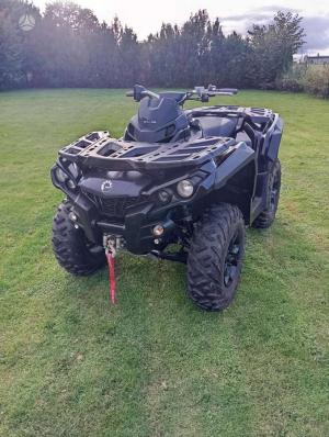 Black Can-Am Outlander 2018 in Kaunas, with an engine capacity of 1.00 L and mileage of 4 thousand km for 6900 €, photo 4 on AUTOMOTO.COM.LV
