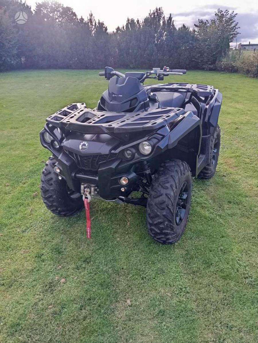 Black Can-Am Outlander 2018 in Kaunas, with an engine capacity of 1.00 L and mileage of 4 thousand km for 6900 €, photo 4 on AUTOMOTO.COM.LV