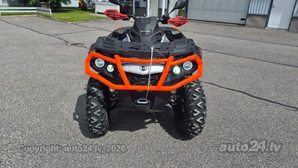 Black Can-Am Outlander 2020 in Tallinn, with an engine capacity of 1.00 L and mileage of 0 thousand km for 12200 €, photo 2 on AUTOMOTO.COM.LV