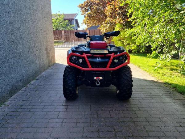 Black Can-Am Outlander 2020 in Siauliai, with an engine capacity of 0.85 L and mileage of 5 thousand km for 8500 €, photo 2 on AUTOMOTO.COM.LV