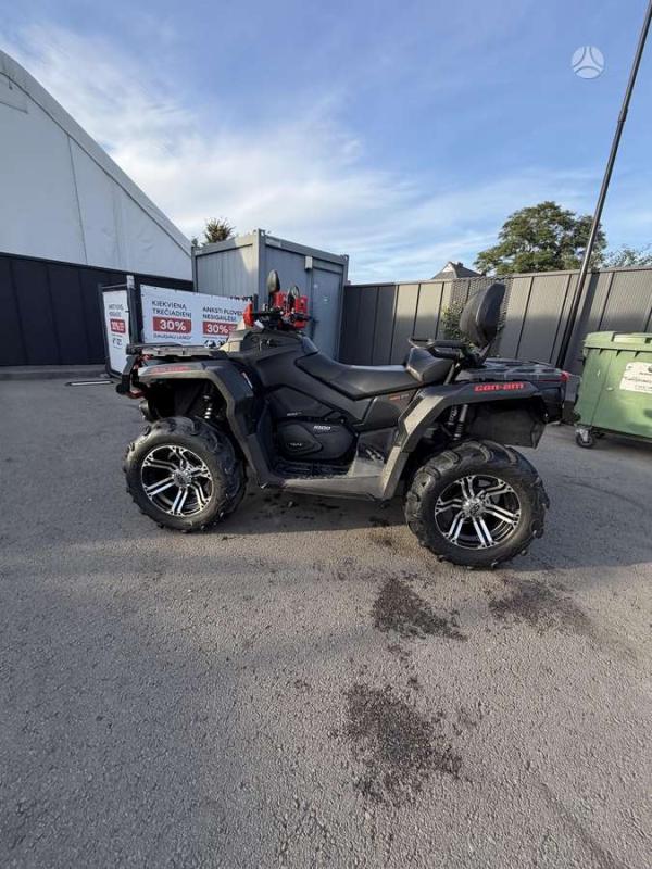 Черный Can-Am Outlander Max 2018 в Клайпеда, объемом двигателя 1.00 л и пробегом 4 тыс. км за 9500 €, фото 2 на AUTOMOTO.COM.LV